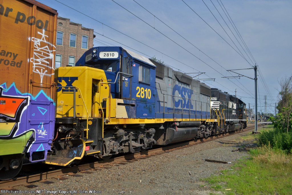 CSX 2810